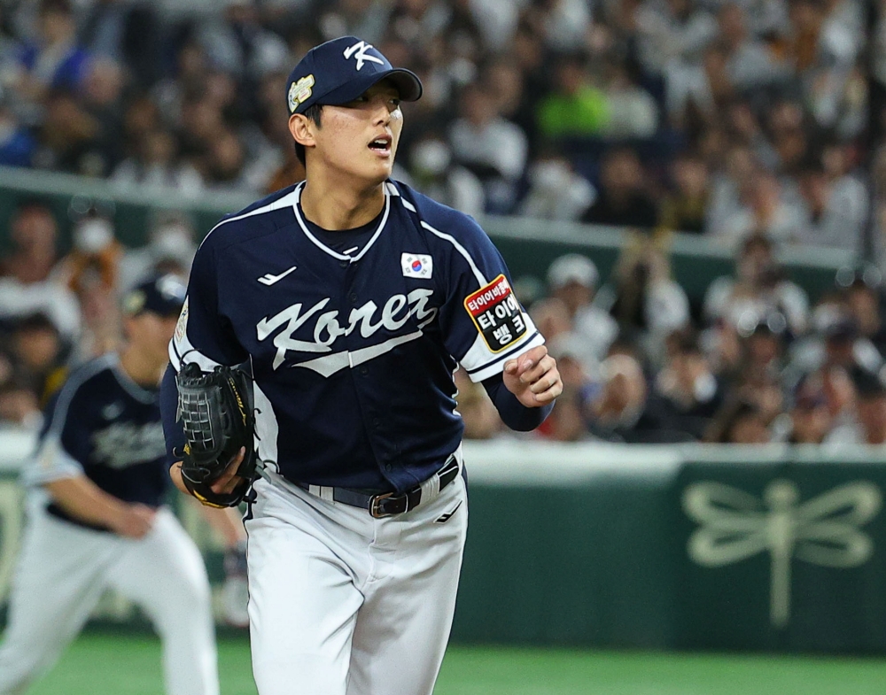 위기 속 제 몫 다했다…'한일전 선발' 이의리 6이닝 2실점 호투 [APBC] (엑스포츠뉴스) - 나무뉴스
