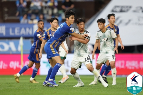 '레오나르도vs조규성 격돌' 현대가더비 선발 명단 발표 [K리그1 35R 라인업] (엑스포츠뉴스) - 나무뉴스