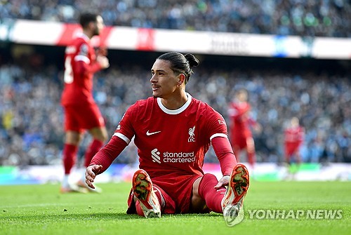 리버풀 레전드 FW 코웃음 "누녜스로 EPL 우승? 글쎄요…" (엑스포츠뉴스) - 나무뉴스