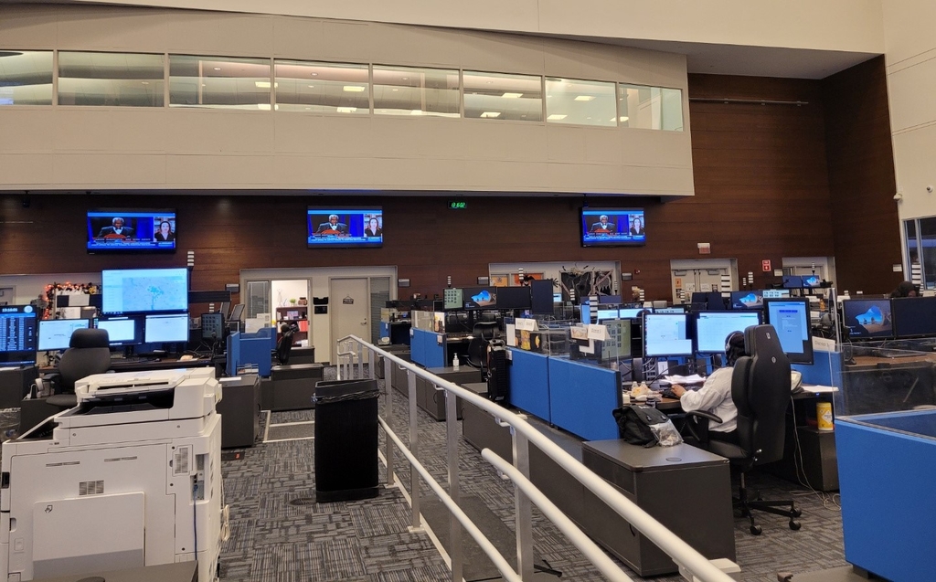 [이태원 참사] 워싱턴DC '신고접수' 911 헤드쿼터 OUC 상황실 직접 가보니 - 나무뉴스