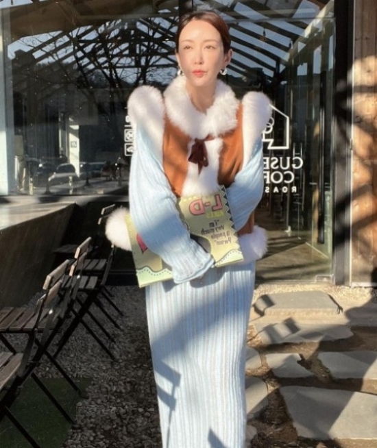 '도박 빚 변제 완료' 슈, 확 달라진 얼굴…리즈 미모 회복했네 (엑스포츠뉴스) - 나무뉴스