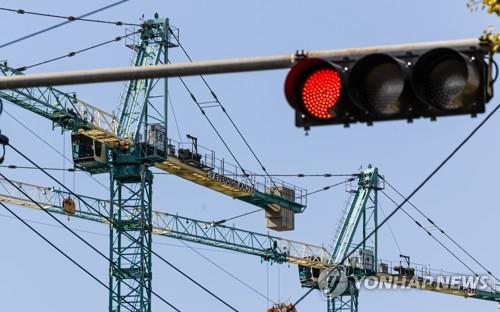 부동산PF 연체율 '비상'…증권사 ABCP 상각·대출전환 확대(종합) (연합뉴스) - 나무뉴스