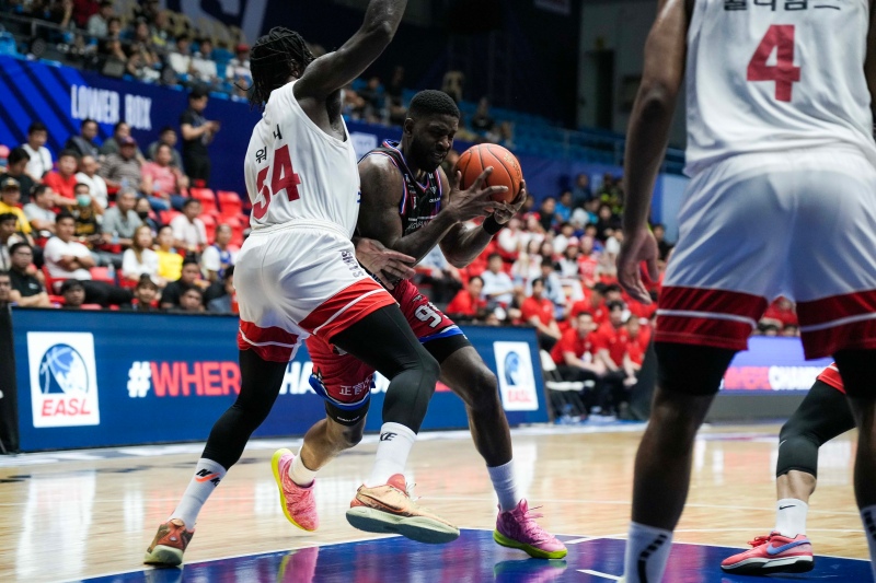 '워니+오재현 56점 합작' SK, 정관장 꺾고 2년 연속 EASL 결승 진출 - 나무뉴스