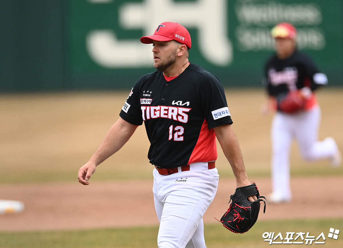 '4이닝 퍼펙트+최고구속 154km' 크로우의 완벽투! KIA, 한화 3-0 제압 [대전:스코어] - 나무뉴스