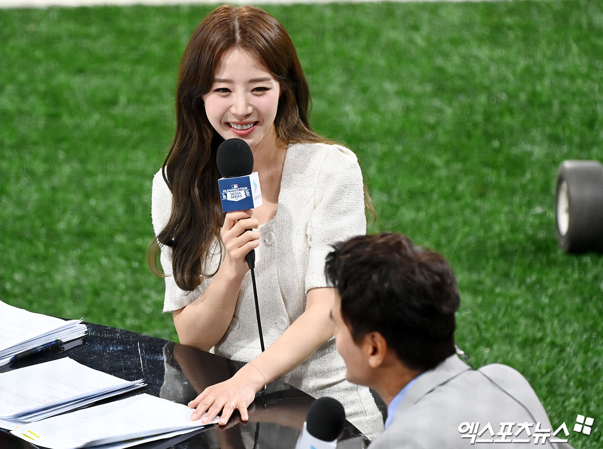 '돌아온 야구 여신' 배지현 아나운서, 미모도 실력도 그대로[현장뷰] - 나무뉴스