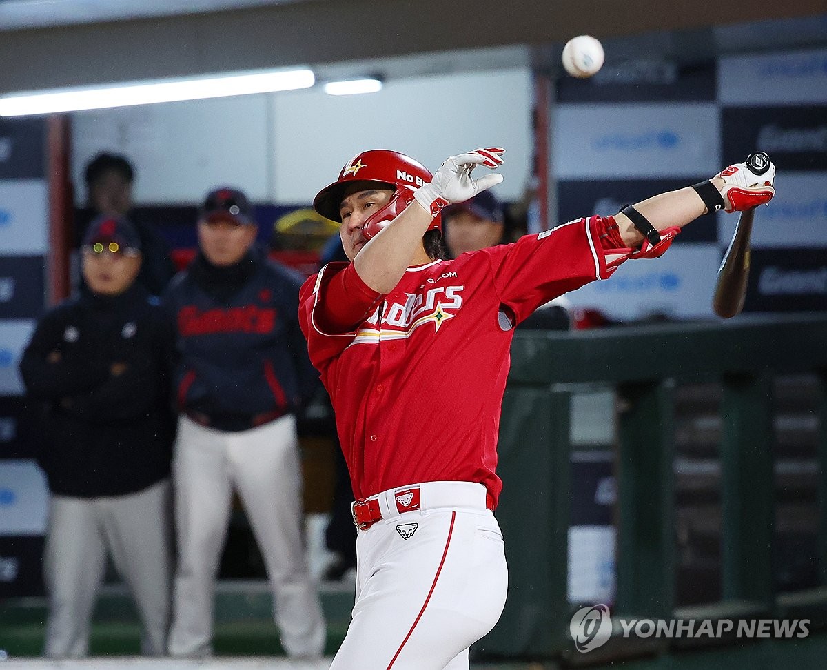 SSG 최정, 468호 홈런…이승엽 감독 넘어 통산 홈런 1위 (연합뉴스) - 나무뉴스