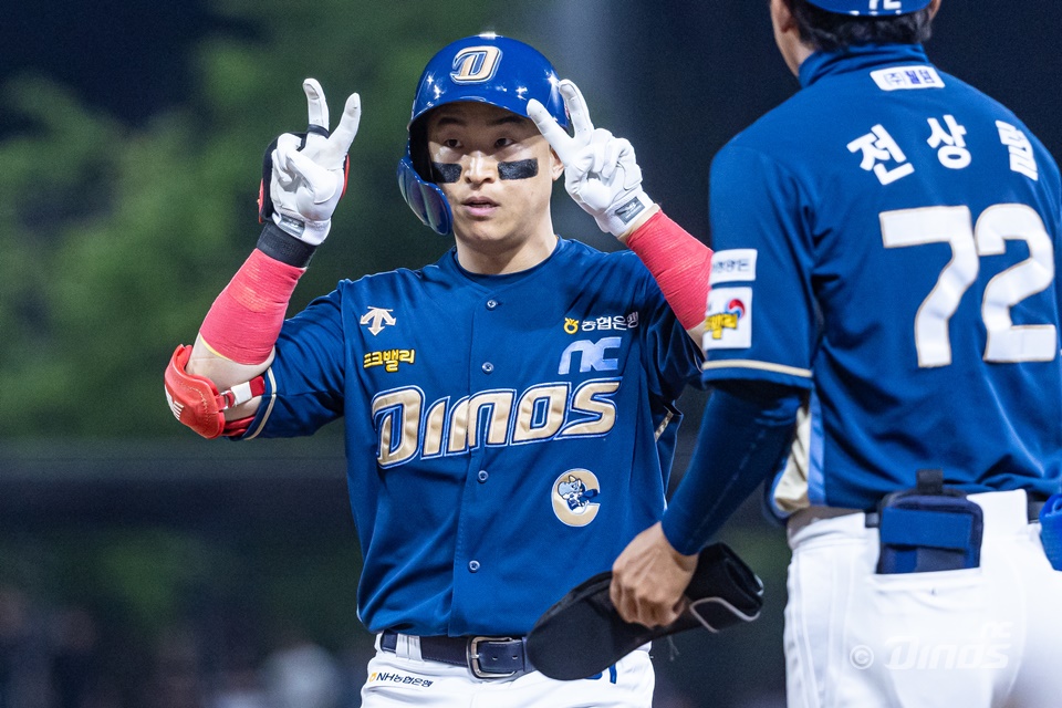 '5연속 밀어내기+선발 전원 타점+득점 대폭발' NC, 볼넷 자멸한 SSG 19-5 대파 [문학:스코어] (엑스포츠뉴스) - 나무뉴스