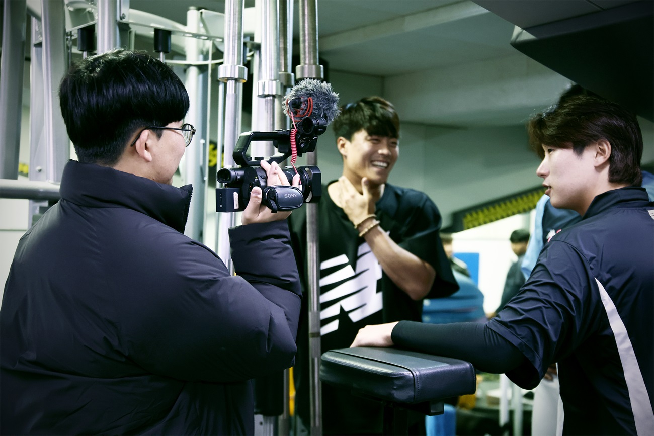 KT가 좋아, KT만의 이야기 만드는 사람들…위즈TV "선수들도 우리도 늘 행복하길" [현장 인터뷰] (엑스포츠뉴스) - 나무뉴스