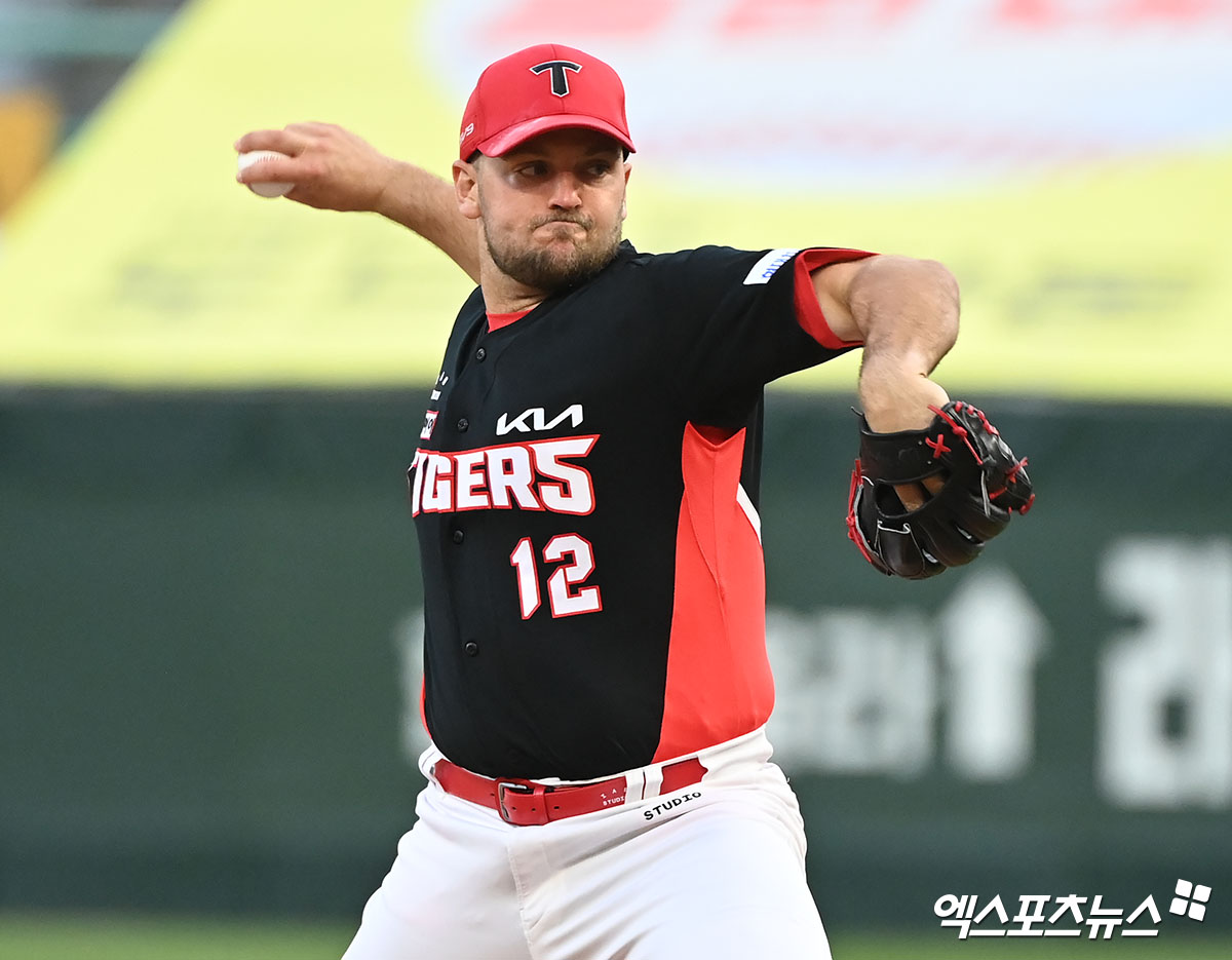 '팔꿈치 부상' KIA 크로우, 수술 결정→사실상 시즌 OUT..."알드레드가 잘 적응하길 바랄 뿐" [광주 현장] (엑스포츠뉴스) - 나무뉴스