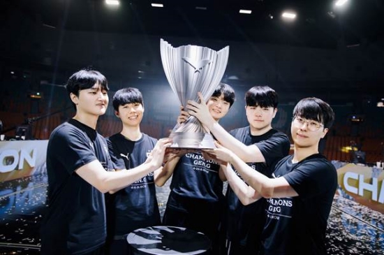 젠지 '쵸비' 정지훈, 'LCK' 통산 400승 눈앞…개막 주차에 달성할까 - 나무뉴스