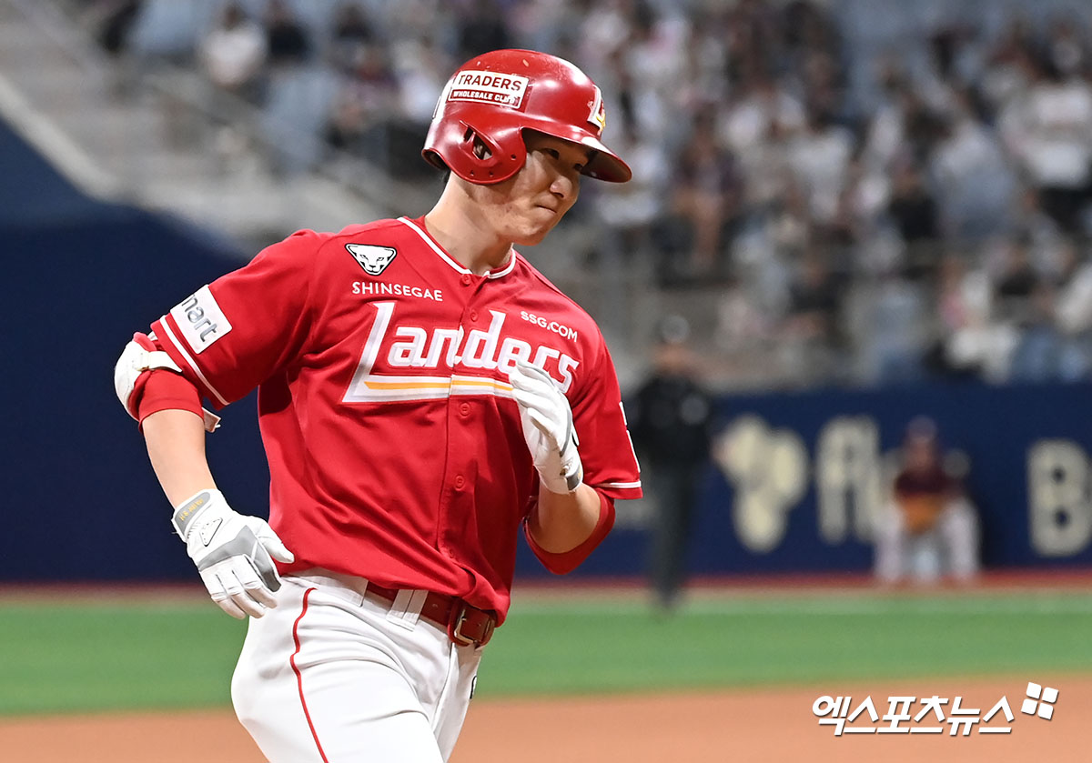 박성한 4안타 4타점+송영진 6이닝 3실점 QS…SSG, KT에 10-5 낙승 (엑스포츠뉴스) - 나무뉴스