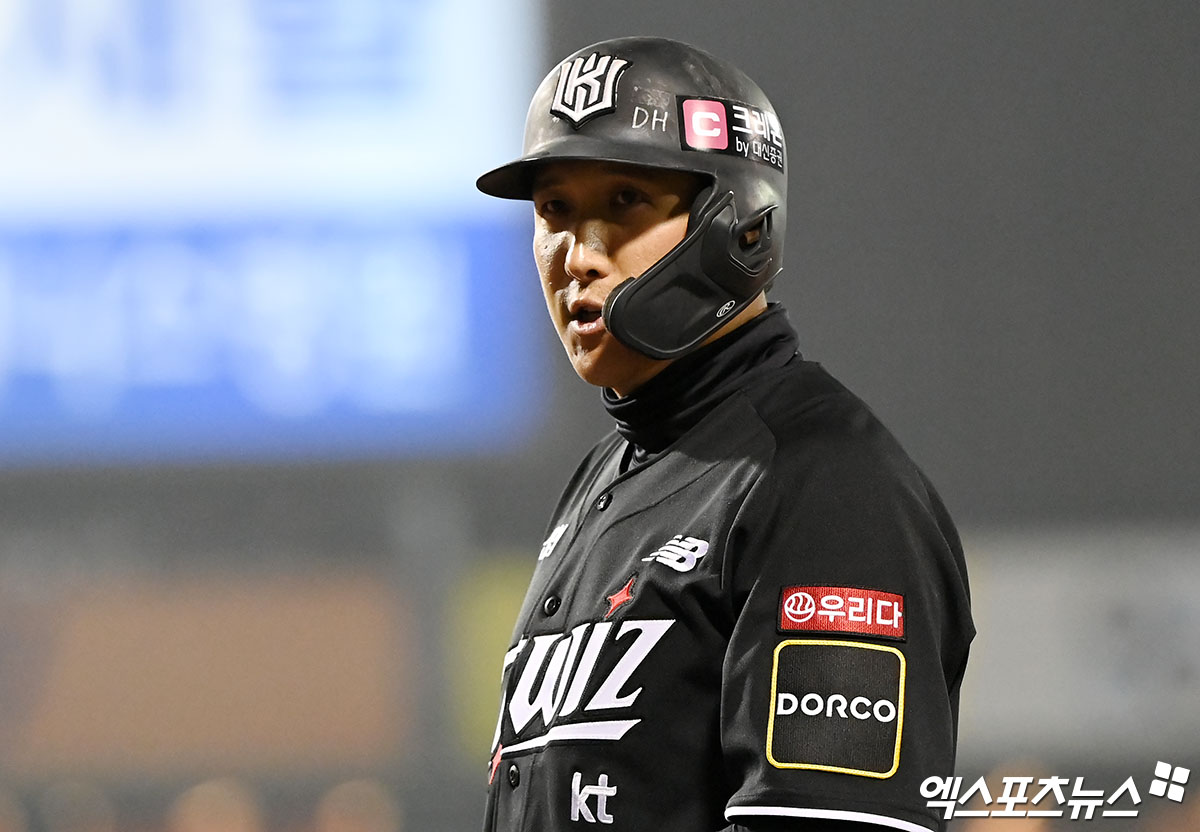박상원 무너뜨린 황재균, KT 4연승+8위 도약 견인...연장 11회 혈투 끝 한화 제압 (엑스포츠뉴스) - 나무뉴스