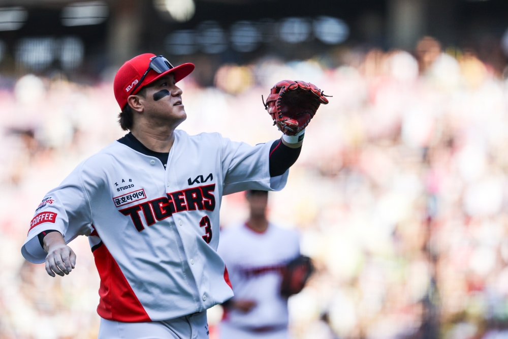 스윕패 막고 리그 선두 자존심 지켰다! '박찬호+김도영 7출루 합작' KIA, '6실책' SSG 13-4 대파 [광주:스코어] - 나무뉴스