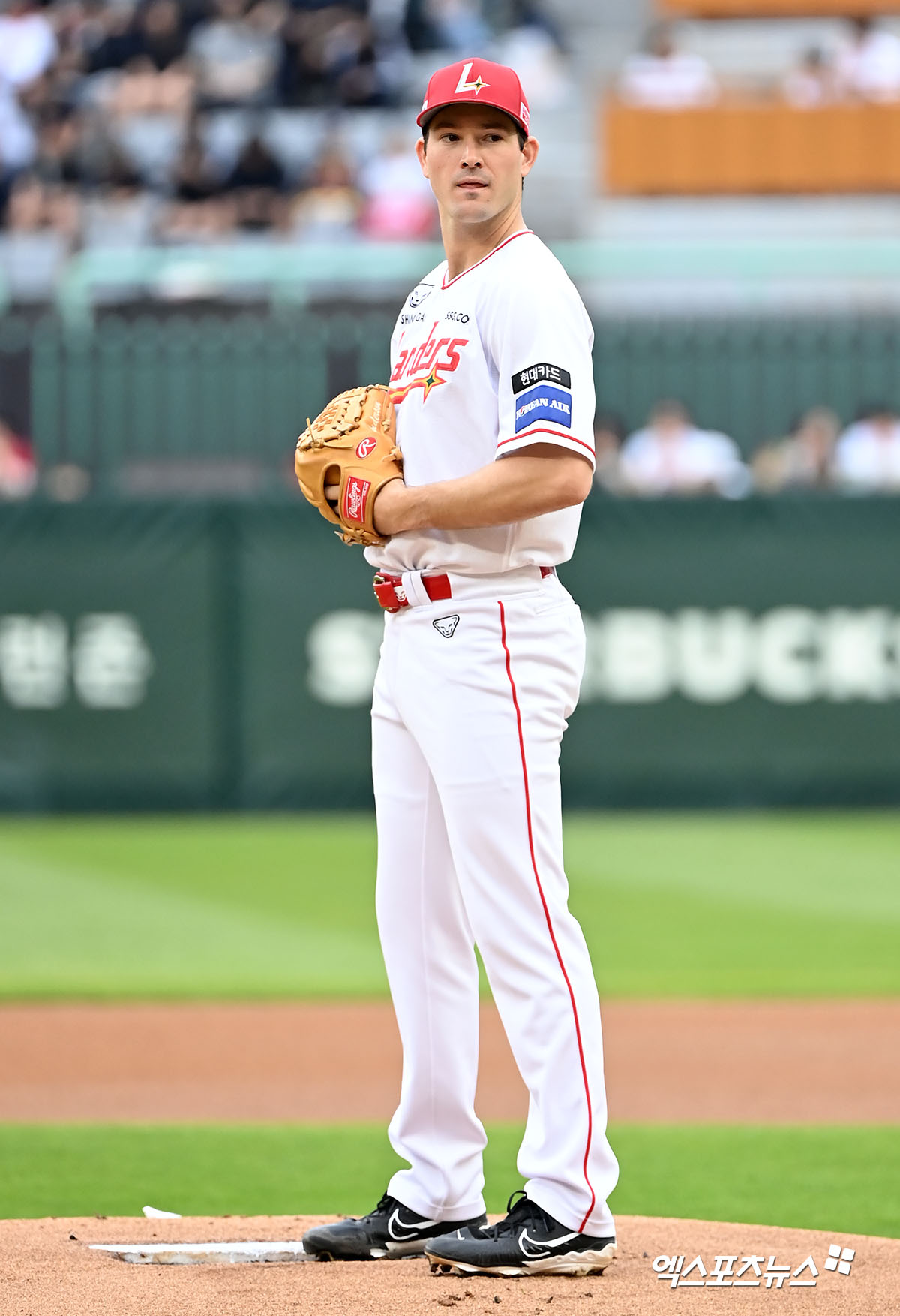 5월 KBO 데뷔→벌써 '100K' 눈 앞…'7월 ERA 1.80' SSG 앤더슨 "몸 상태 너무 좋다" [현장인터뷰] (엑스포츠뉴스) - 나무뉴스