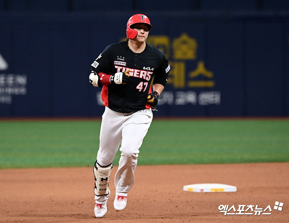 나성범, 역전 드라마 주인공 되다!…'미리보는 KS' KIA가 먼저 웃었다, LG 3-2 제압 [잠실:스코어] (엑스포츠뉴스) - 나무뉴스