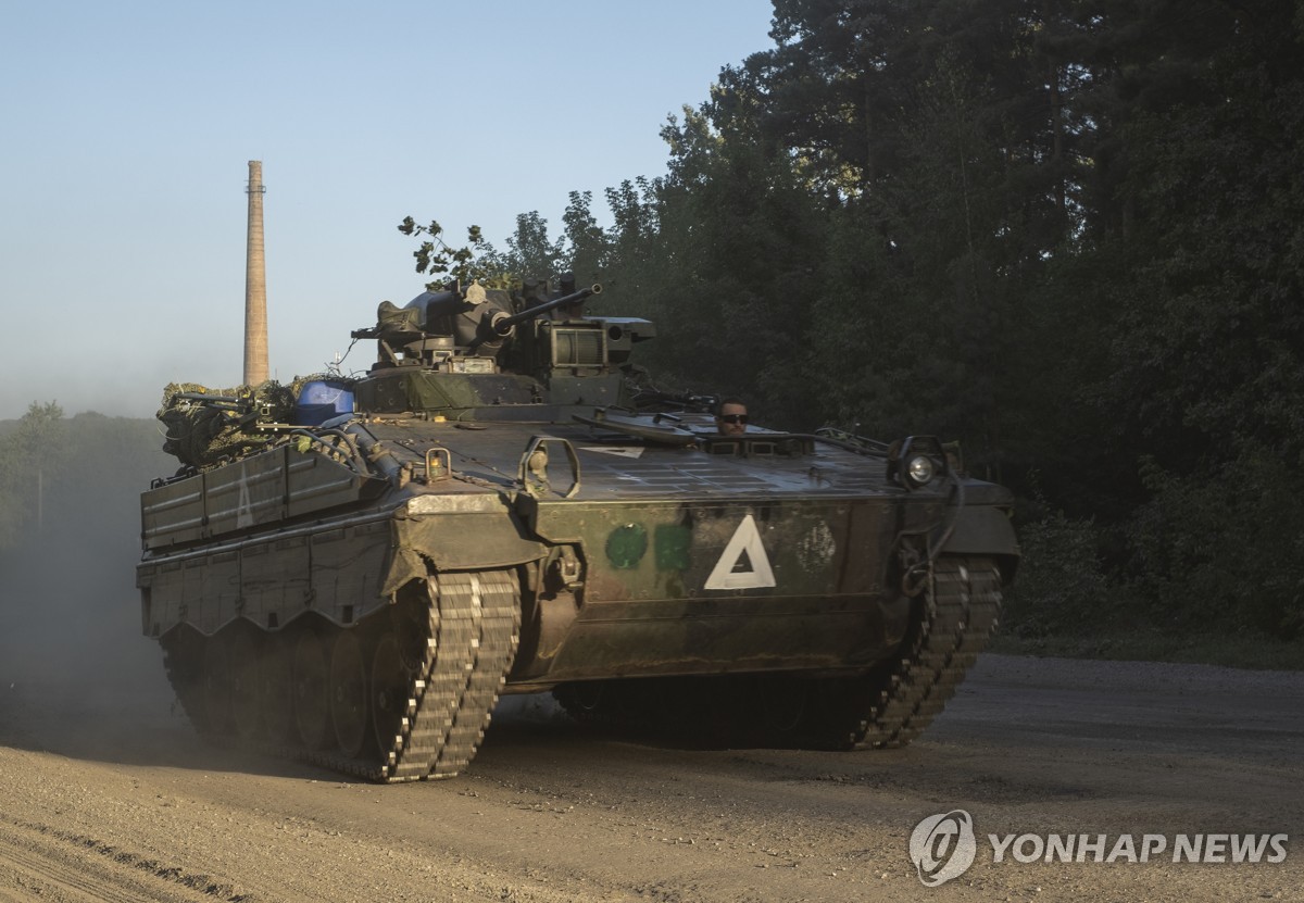 우크라군, 러 본토 '프리패스' 진격…전자전에서 이겼다 (연합뉴스) - 나무뉴스