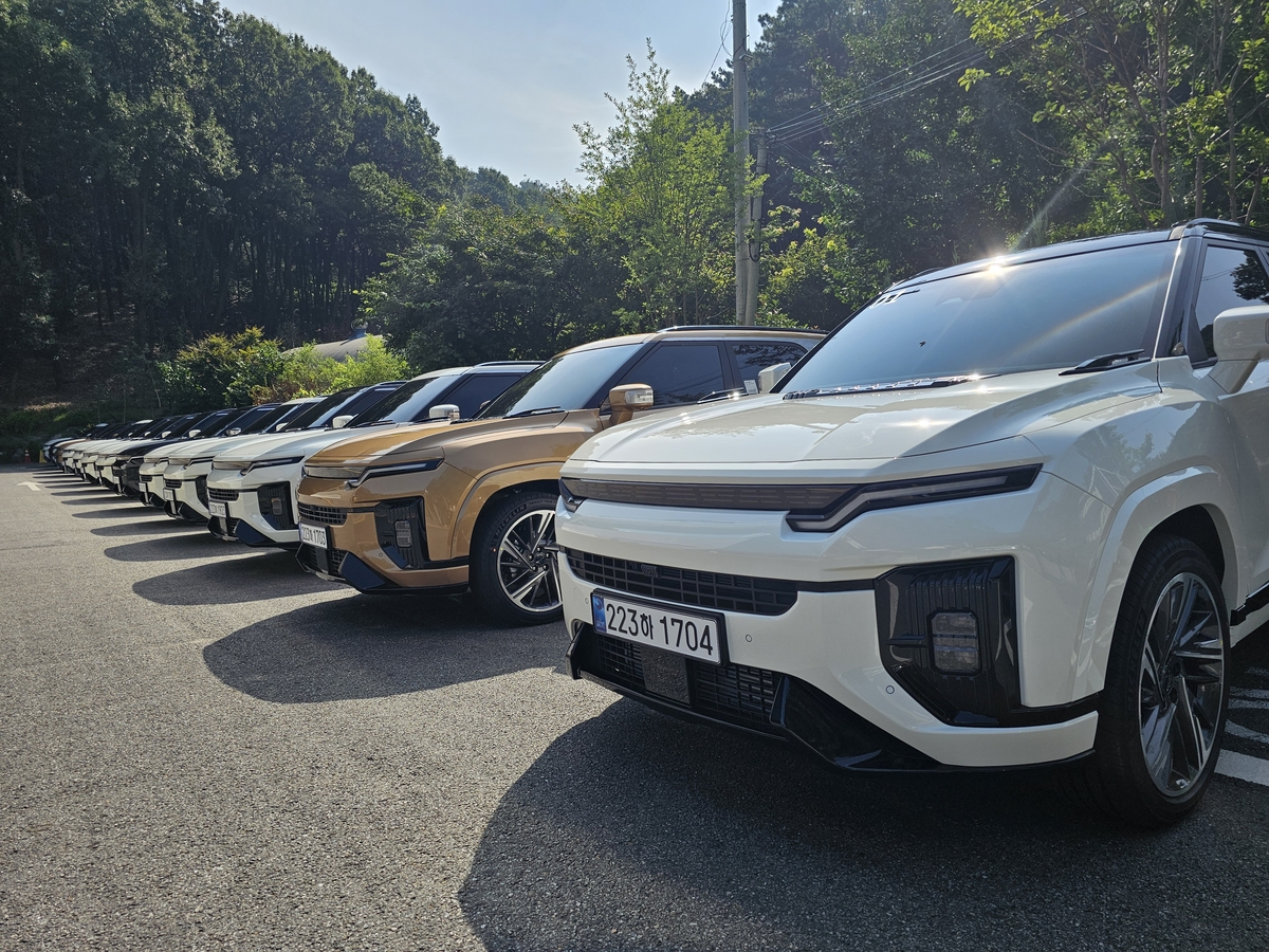 [시승기] 강인함 대신 세련미·실용성 안고 돌아온 KGM 액티언 - 나무뉴스