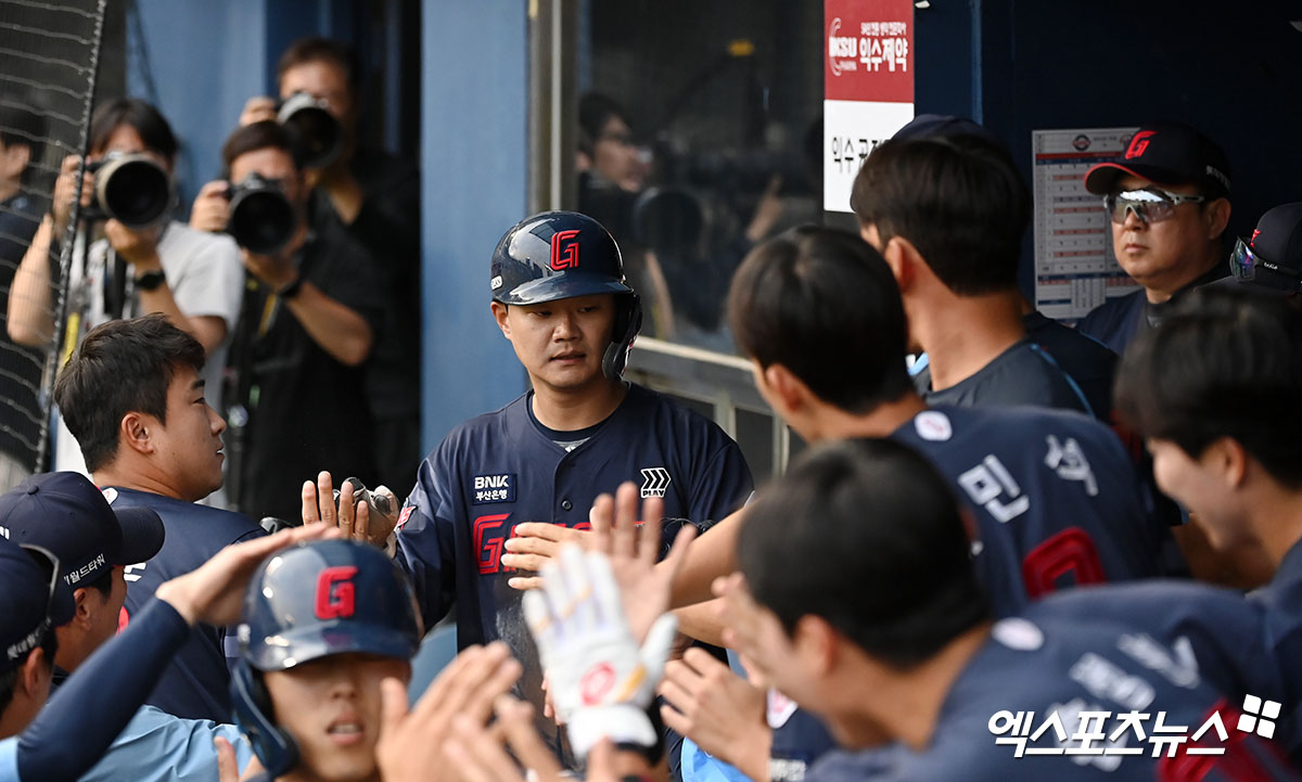 KBO 역사에 이런 팀은 없었다…무박 2일→장거리 이동에도 연승, '8치올' 9월에도 이어질까 (엑스포츠뉴스) - 나무뉴스