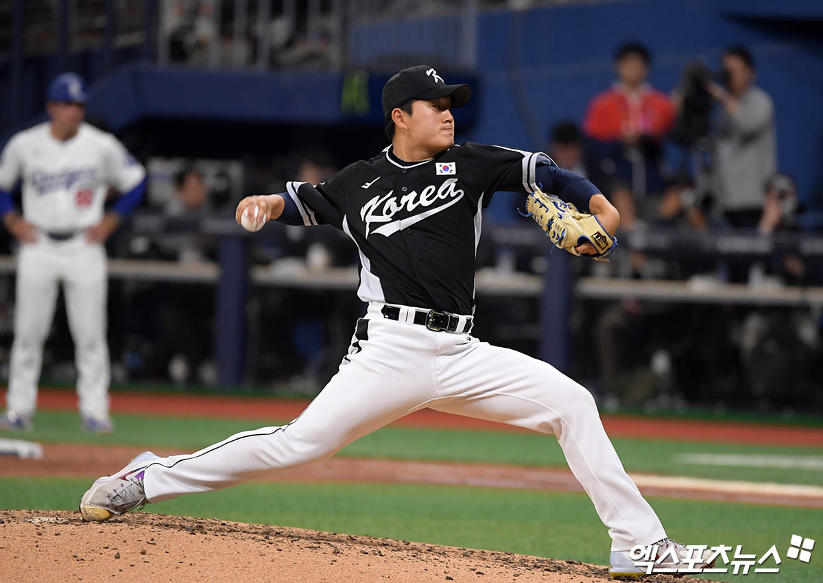 류현진 빠지고 '신인' 김택연-박지환 포함…KBO, 2024 프리미어12 예비 명단 60인 제출 [공식발표] (엑스포츠뉴스) - 나무뉴스