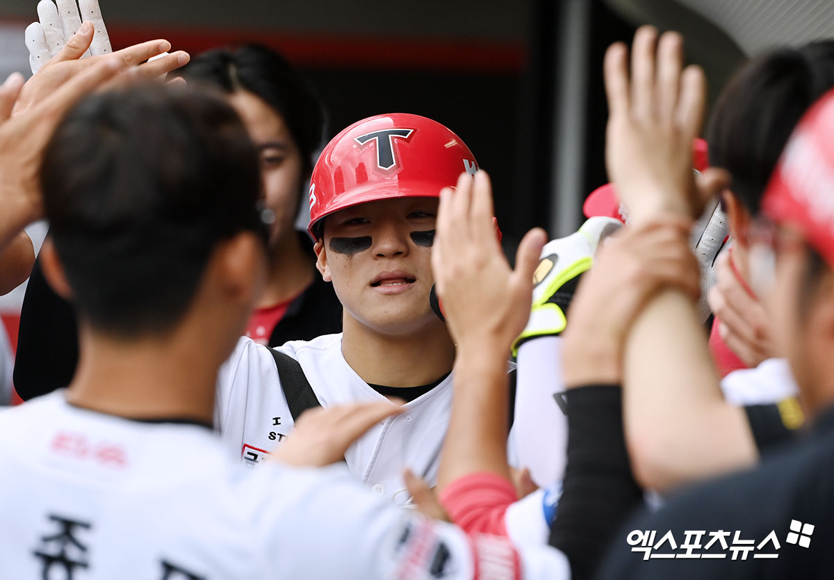 "김도영 칭찬하지 않을 수 없어"...'KBO 도루 3위'도 극찬한 '완벽한 주루', 또 하나의 기록이 보인다 (엑스포츠뉴스) - 나무뉴스
