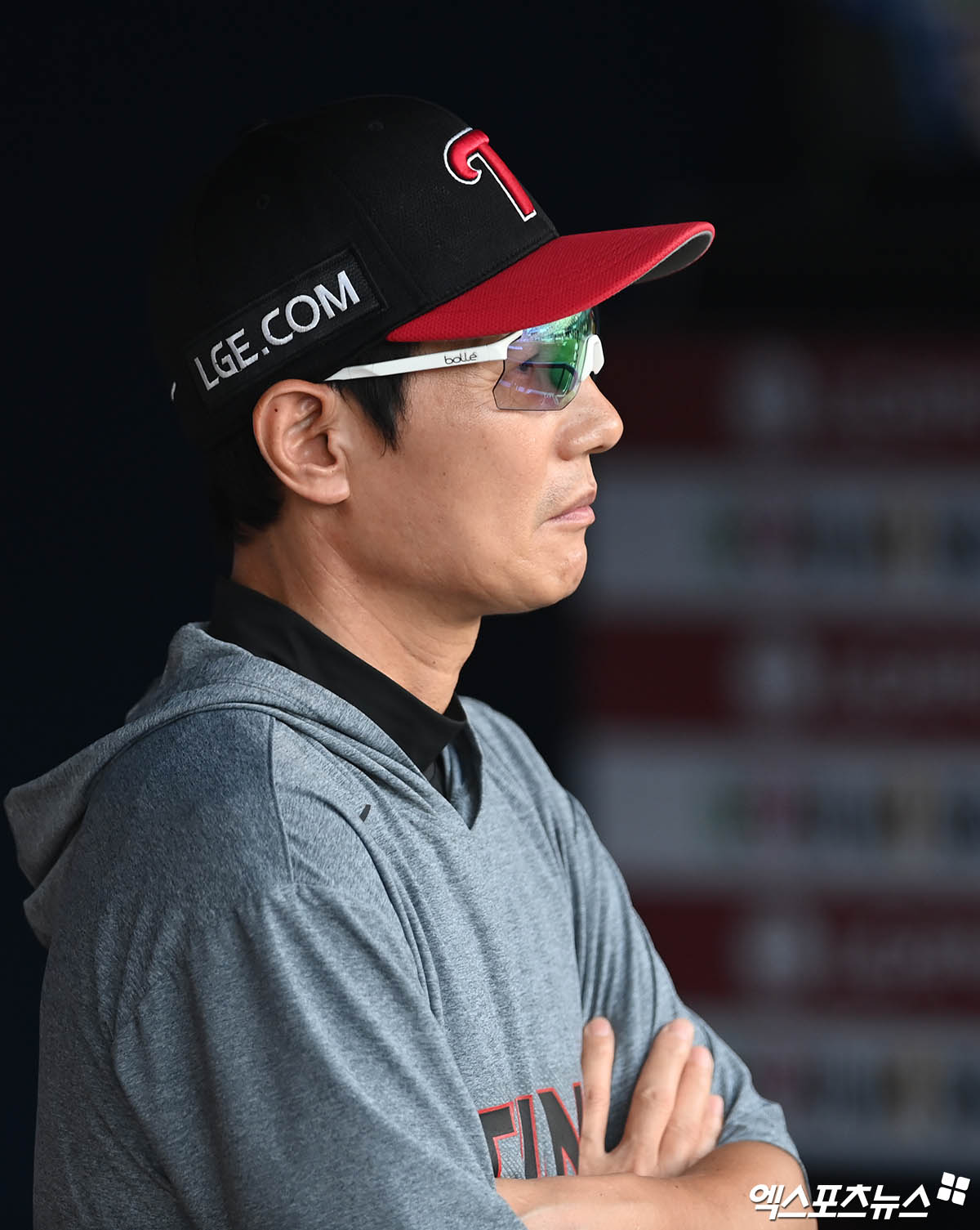 PS 비책 짜낼 염갈량 "두산? KT? SSG? 다 야구의 신 나쁘지 않았어…상대 따라 3인 선발진 변화" - 나무뉴스