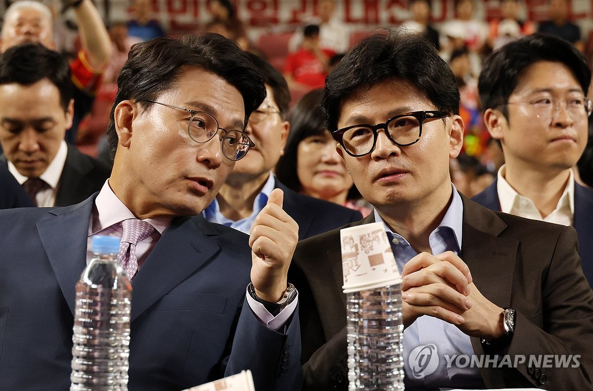 윤상현 "한동훈, 김여사 여론재판 열자는건가…자해발언 삼가야" (연합뉴스) - 나무뉴스