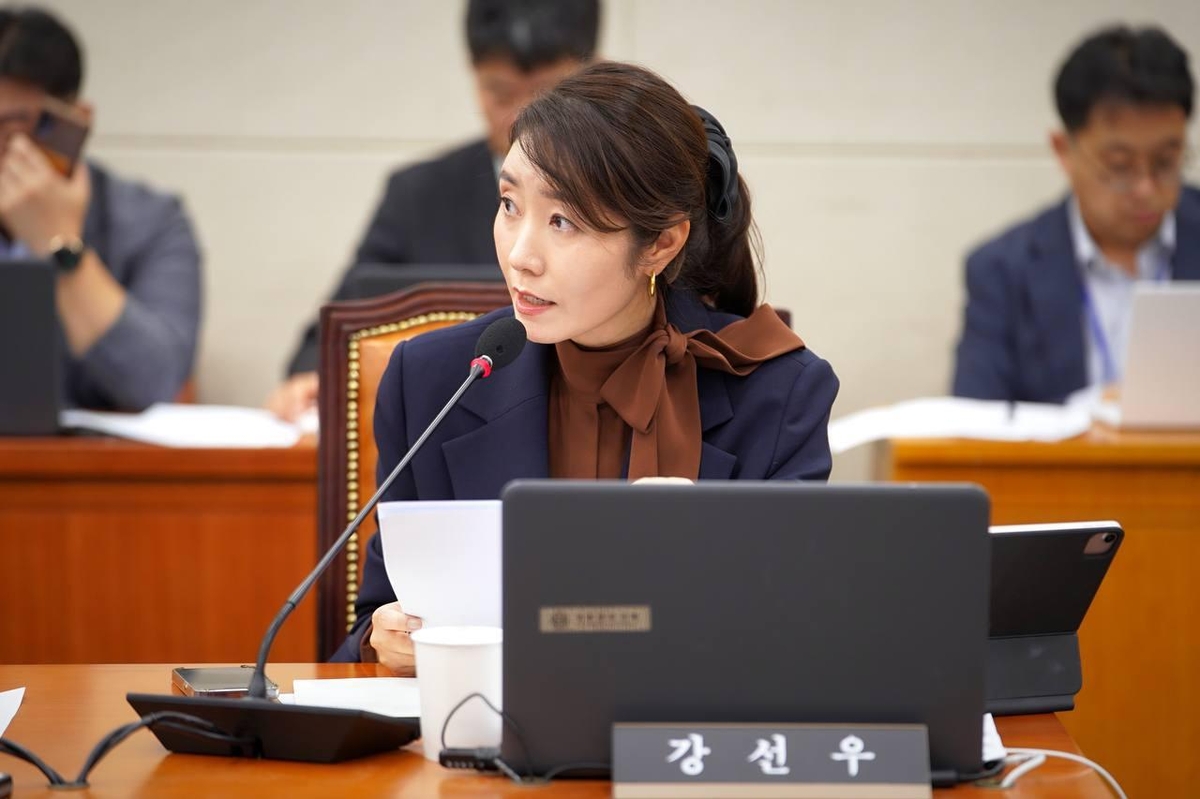 野의원 "PCL 코로나키트, 尹취임식 공급의혹"…정부 "활용한적 없어" - 나무뉴스