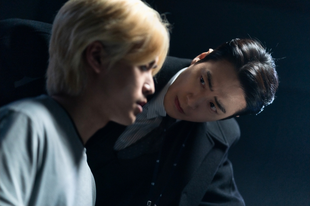 이준혁, 박성웅 子 향한 날선 취조…또 다른 폭풍 만나나 (좋거나 나쁜 동재) (엑스포츠뉴스) - 나무뉴스