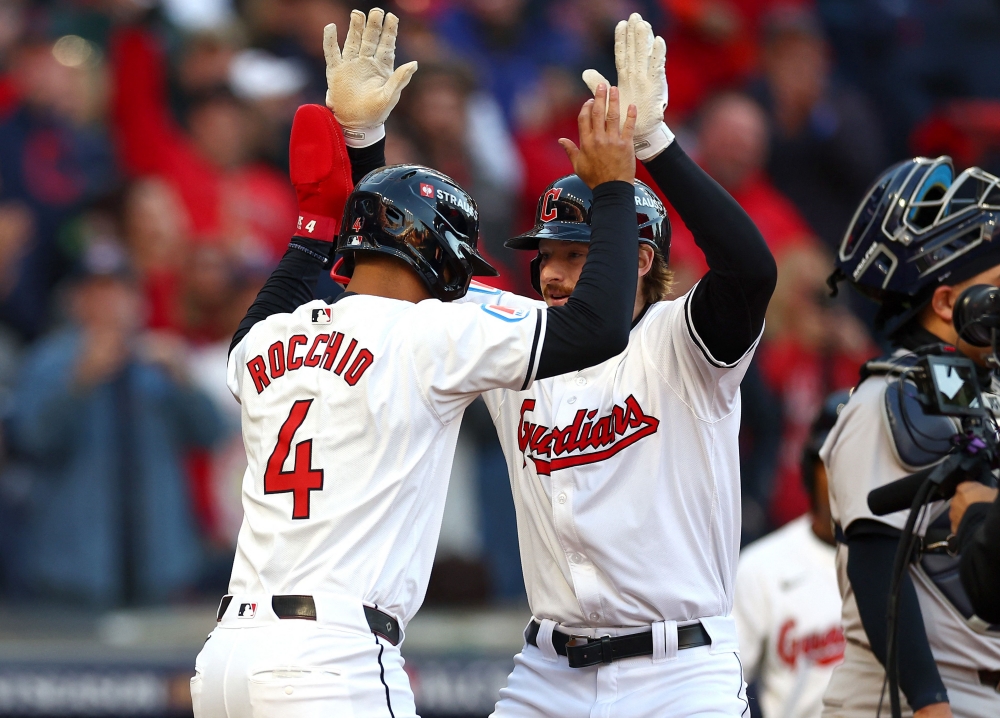 '양키스 봤나?' 야구는 9회말 2아웃부터!…'노엘 동점포+프라이 끝내기포' 클리블랜드, ALCS 3차전 7-5 승리 - 나무뉴스