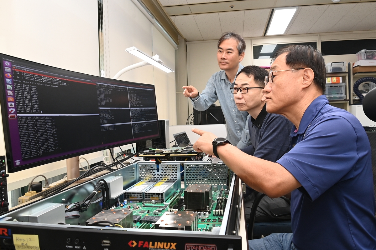 ETRI, 슈퍼컴퓨터 핵심기술 가속기 칩 개발…국내 최초 (연합뉴스) - 나무뉴스