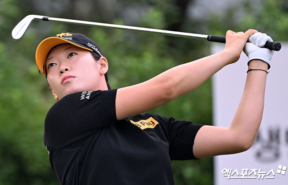 김수지-방신실, KLPGA 투어 S-OIL 챔피언십 1R 공동 선두 (엑스포츠뉴스) - 나무뉴스