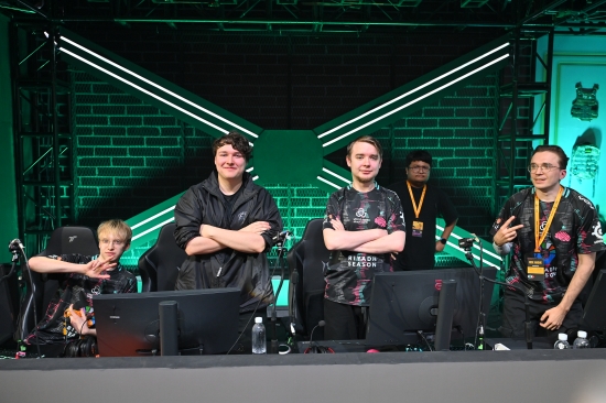 TWIS, 138점으로 그룹 스테이지 1위…KDF-GEN-T1 그랜드 파이널 진출 (PGS 6) [종합] - 나무뉴스