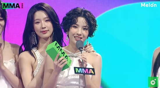 소연이 해냈다 "女연습생은 작곡수업 없었는데"…'송라이터상' 또 수상 [MMA2024] - 나무뉴스