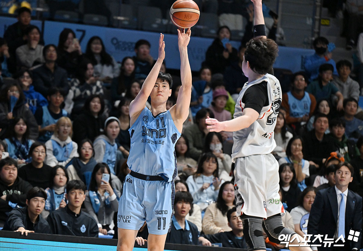 '학폭 인정' 김민욱, 12일 소노 구단 방문 예정…계약 해지 여부 응답 없어, KBL 재정위 가능성도 (엑스포츠뉴스) - 나무뉴스