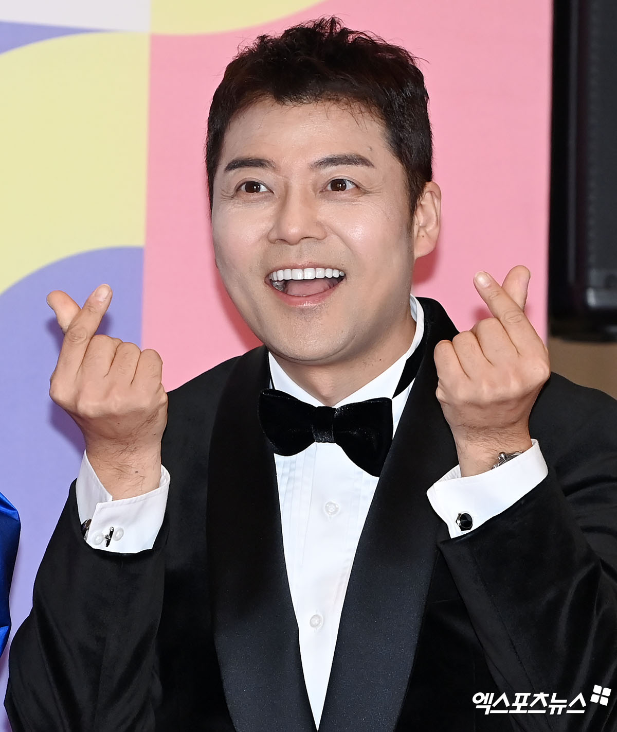 전현무, '공개열애 2번' 말고 더 있었나…"KBS, 사내 연애 최적" (사당귀) (엑스포츠뉴스) - 나무뉴스