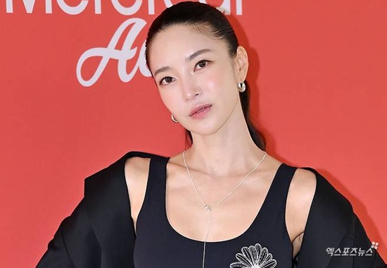 NS윤지, 美 할리우드 가더니…"영화 출연료, 韓서 평생 번 돈보다 많아" (BYOB) (엑스포츠뉴스) - 나무뉴스