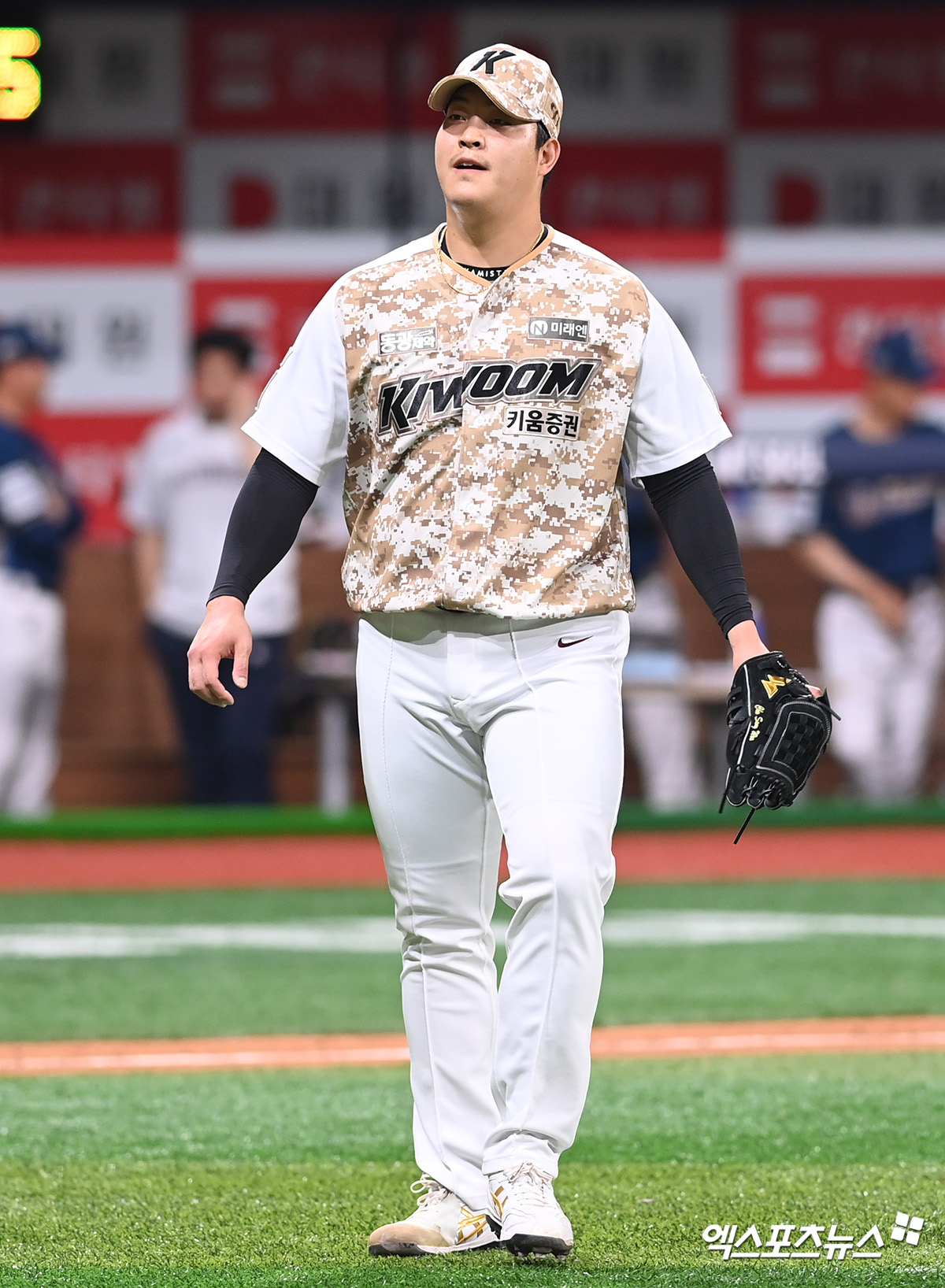 조상우 KIA 온다! '초대박 메가딜' 터졌다…'조상우↔1R·4R 지명권+현금 10억' 키움과 트레이드 "불펜 보강 필요했다" [공식발표] (엑스포츠뉴스) - 나무뉴스