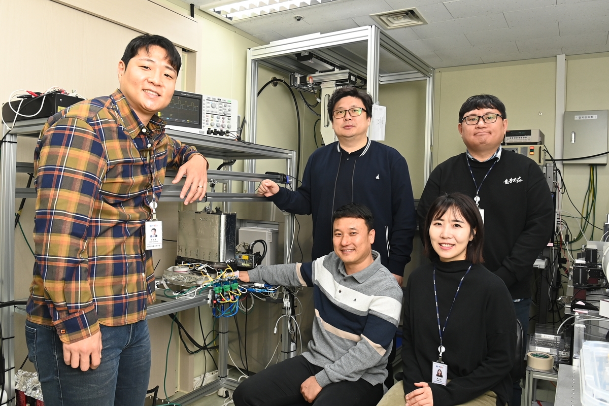 디지털 엑스선 광원으로 땅속 폭발물 찾는다 (연합뉴스) - 나무뉴스