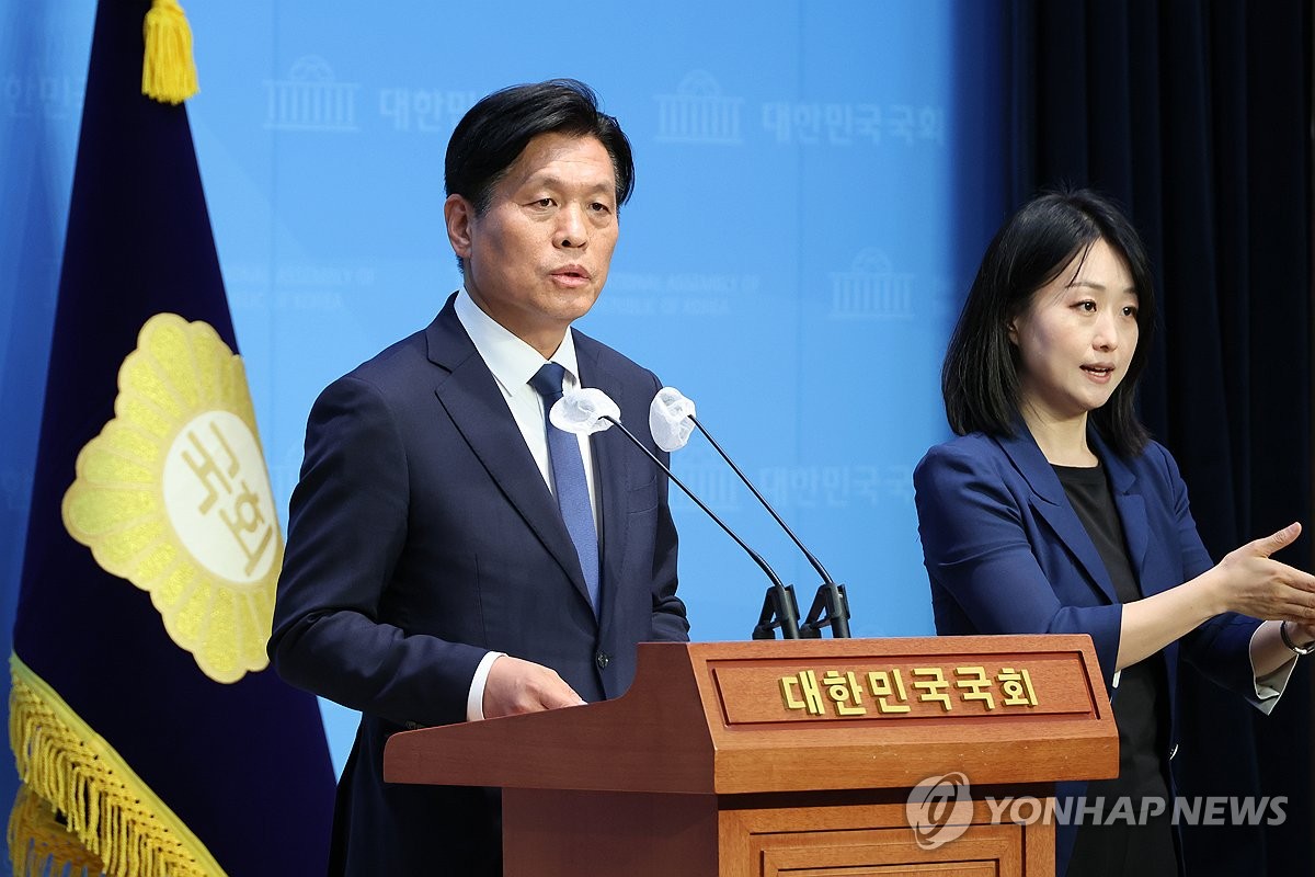 민주, 대통령실 집단 사의에 "내란 세력과 한통속 입증" (연합뉴스) - 나무뉴스