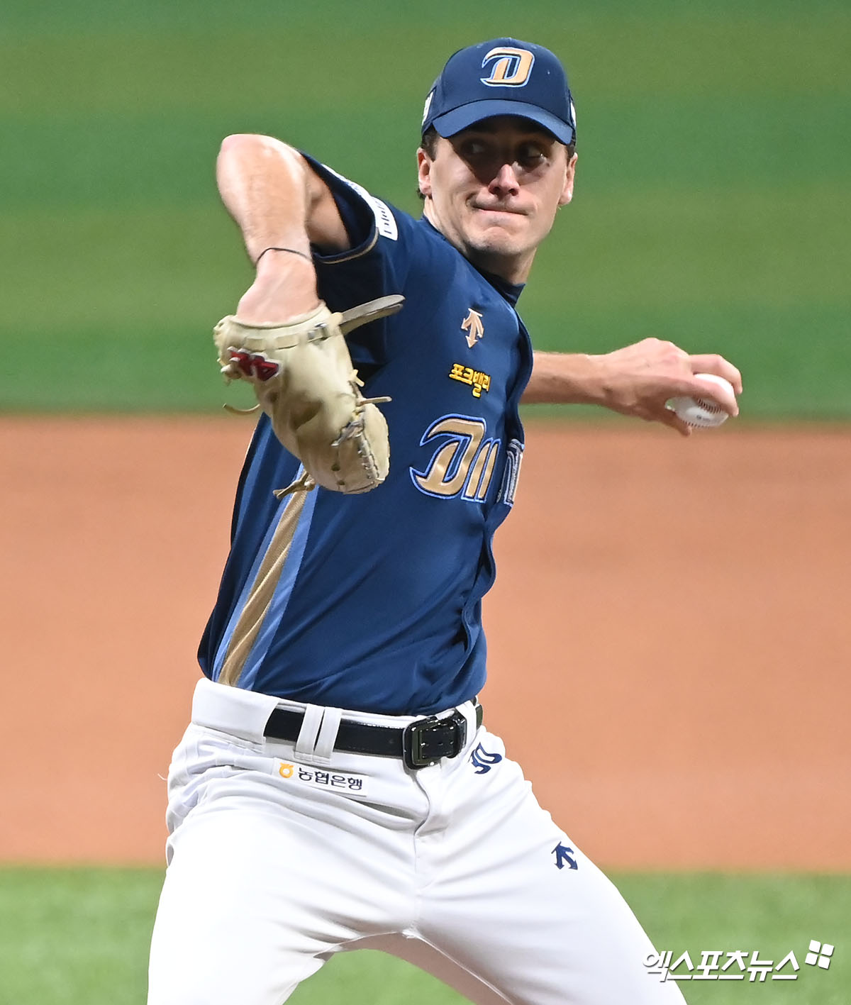 'KBO 에이스' 관심 뜨겁다!…"한국서 커리어 되살린 하트, 18개팀 영입 의사" (엑스포츠뉴스) - 나무뉴스