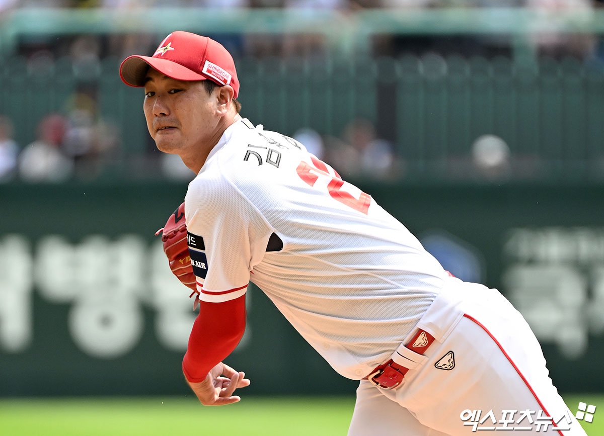 '170승 좌완 에이스' 향한 SSG 믿음 변함없다…"좋은 모습 되찾지 않을까요" (엑스포츠뉴스) - 나무뉴스