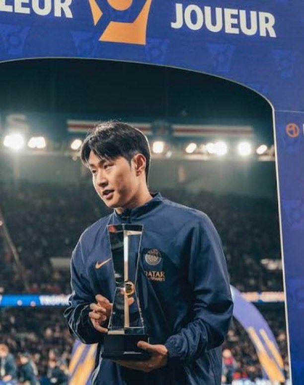 이강인 맨유+아스널 '쌍끌이 러브콜' 폭발!…몸값 두 배 급등→EPL 16호 한국 선수 되나 - 나무뉴스