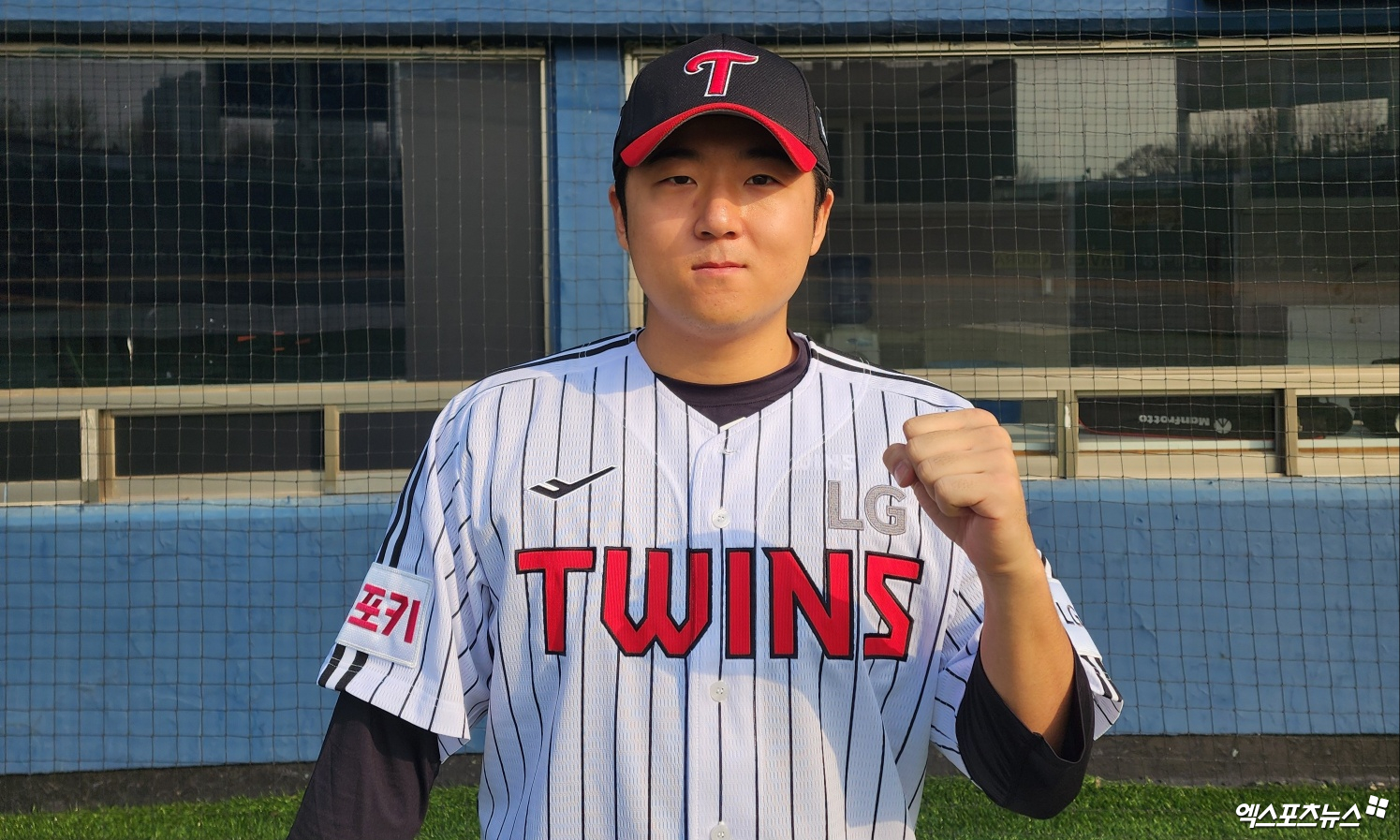 "롤모델이 류현진 선배"…LG 왼손 '특급 기대주', KBO 전설처럼 뛰어난 선발 투수를 꿈꾼다 (엑스포츠뉴스) - 나무뉴스