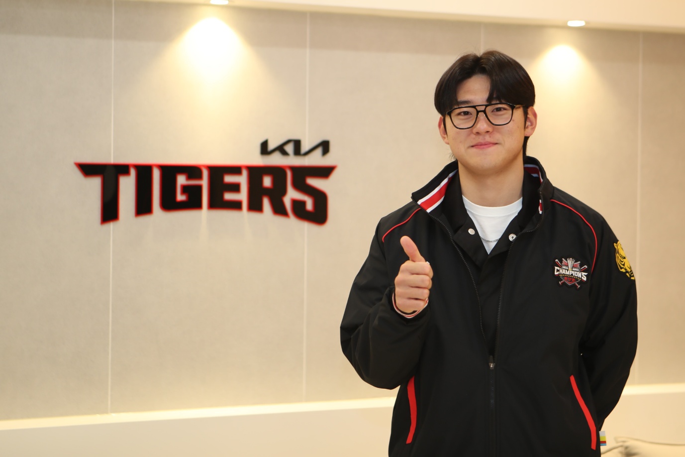 김도영 400%! KBO 역사 되다…단박에 연봉 4억 상승→'4년차 최고 연봉 대우' 5억 확정 (엑스포츠뉴스) - 나무뉴스