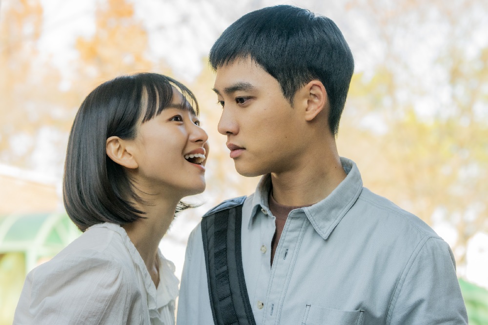 도경수·원진아 '말없비', 설렘에 첫사랑 추억까지…전 세대 취향저격 (엑스포츠뉴스) - 나무뉴스