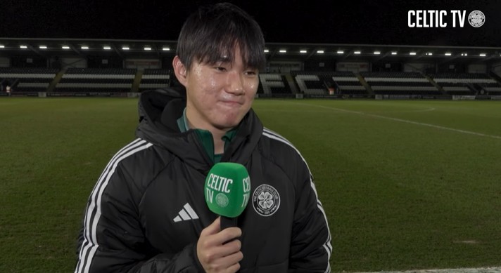 "여친에게 꽃선물 하겠다" 양현준 미친 로맨틱가이! '2G-1AS' 대폭발…'BBC' 극찬 "그가 차이를 보여줬다" 세인트미렌 원정 MVP - 나무뉴스