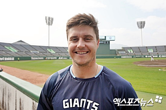 "최대 32G 등판·154km 목표"…'최고 151km' 지바롯데전 3이닝 2K 무실점 쾌투, 사직예수 대체자 잘 데려왔네 [미야자키 인터뷰] (엑스포츠뉴스) - 나무뉴스