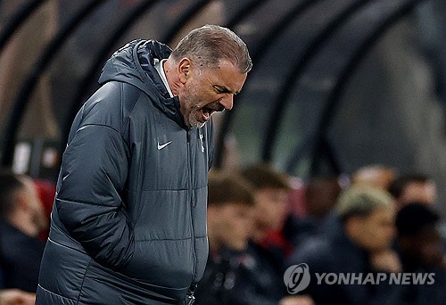 토트넘 충격패, 우승 아닌 웃음이었다…손흥민 72분+베리발 자책골, 알크마르 원정 0-1 패배 [UEL 리뷰] (엑스포츠뉴스) - 나무뉴스