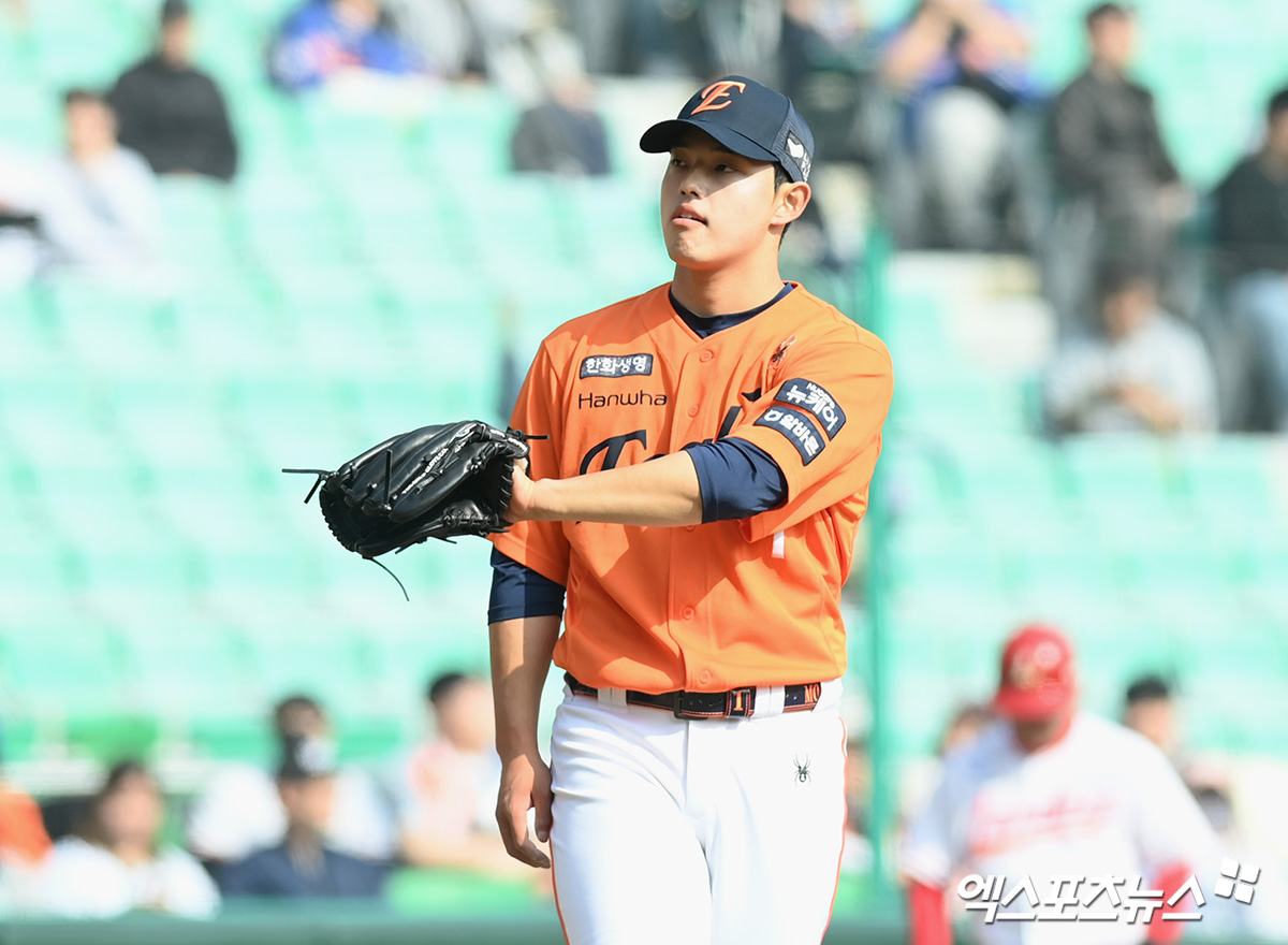 '153km→157km→160km' 문동주 폭풍투, 탄성 터지고 또 터졌다…"하루 빨리 선발로 돌아오겠습니다" [인천 현장] - 나무뉴스