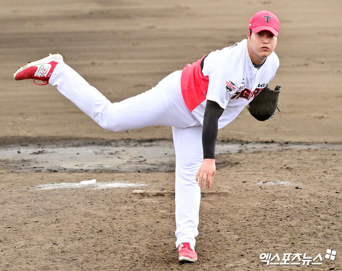 "조상우 실점? 크게 걱정하지 않아요"...'3G ERA 9.00'에도 꽃감독 믿음 변함없다 [광주 현장] (엑스포츠뉴스) - 나무뉴스